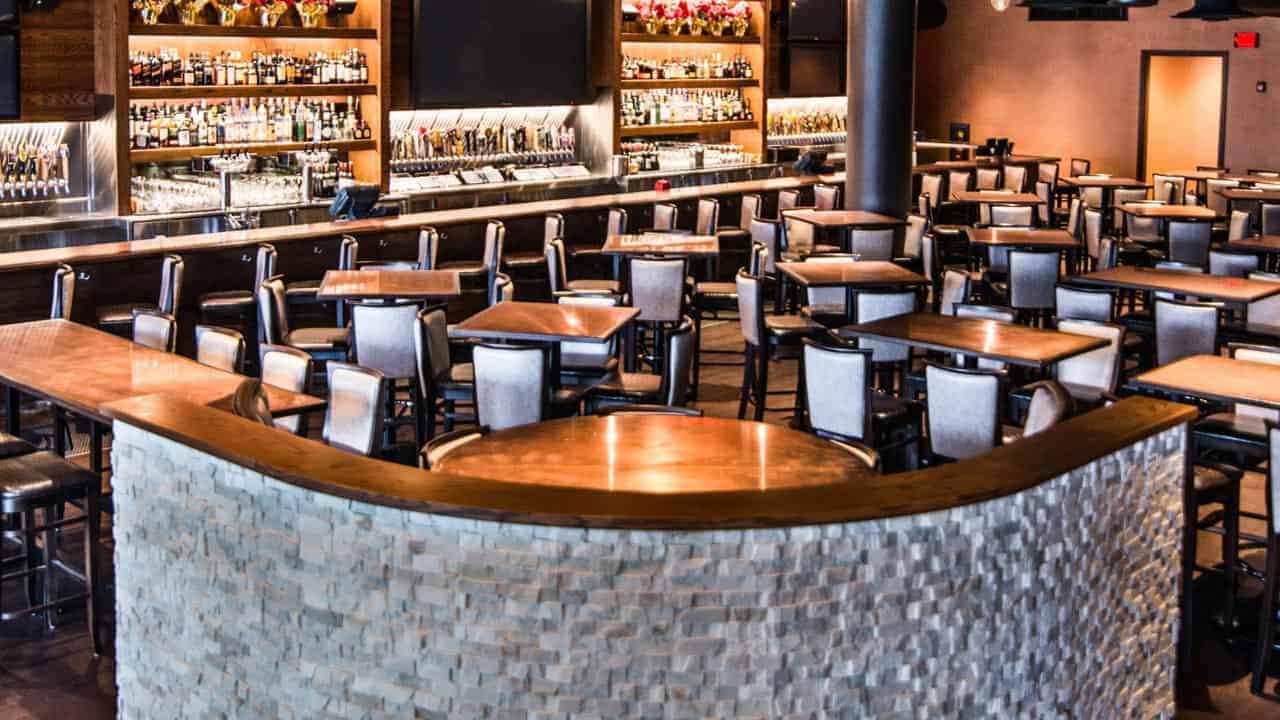 Chiseled Silver Alabaster Counter Restaurant - Realstone Systems