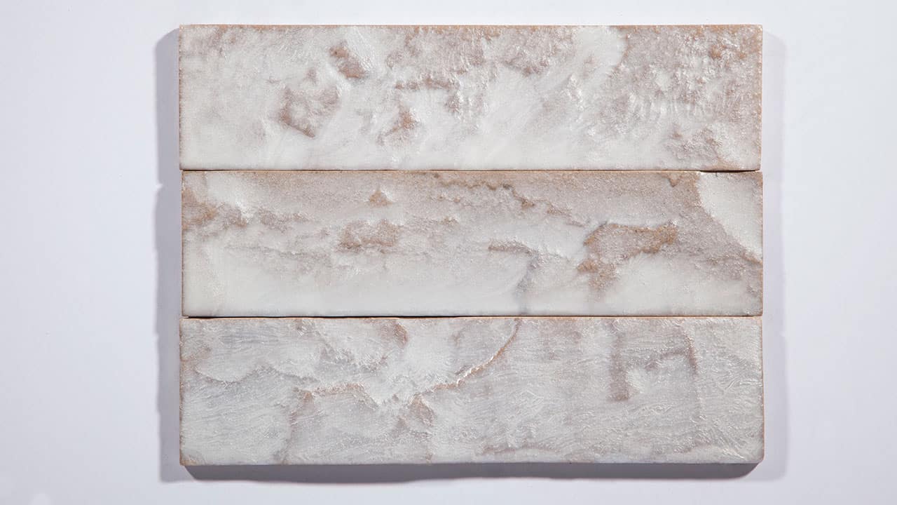 Tempered Snowdrift Bathroom - Realstone Systems