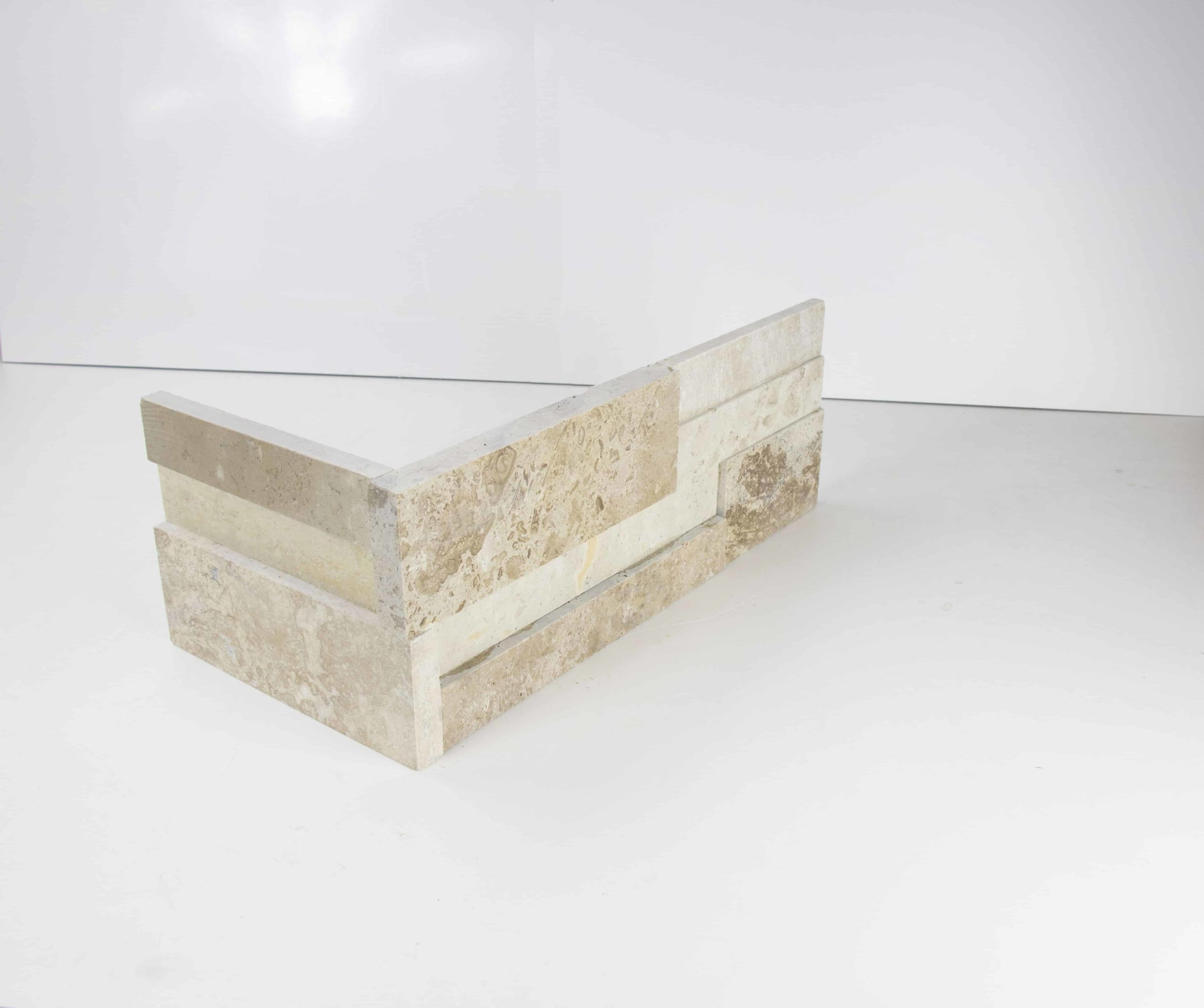Latte Honed Accentstone Corner - Realstone Systems