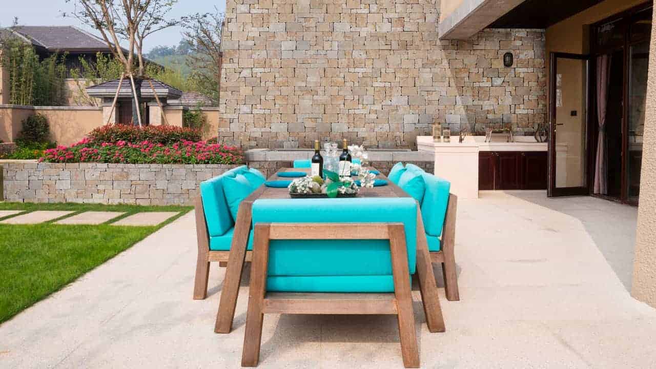 Latte Estate Stone Patio and Home Exterior - Realstone Systems