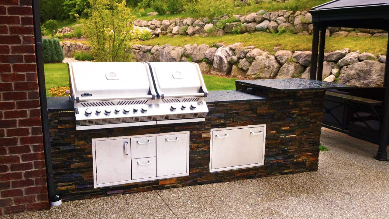 Terracotta Outdoor Grill - Realstone Systems