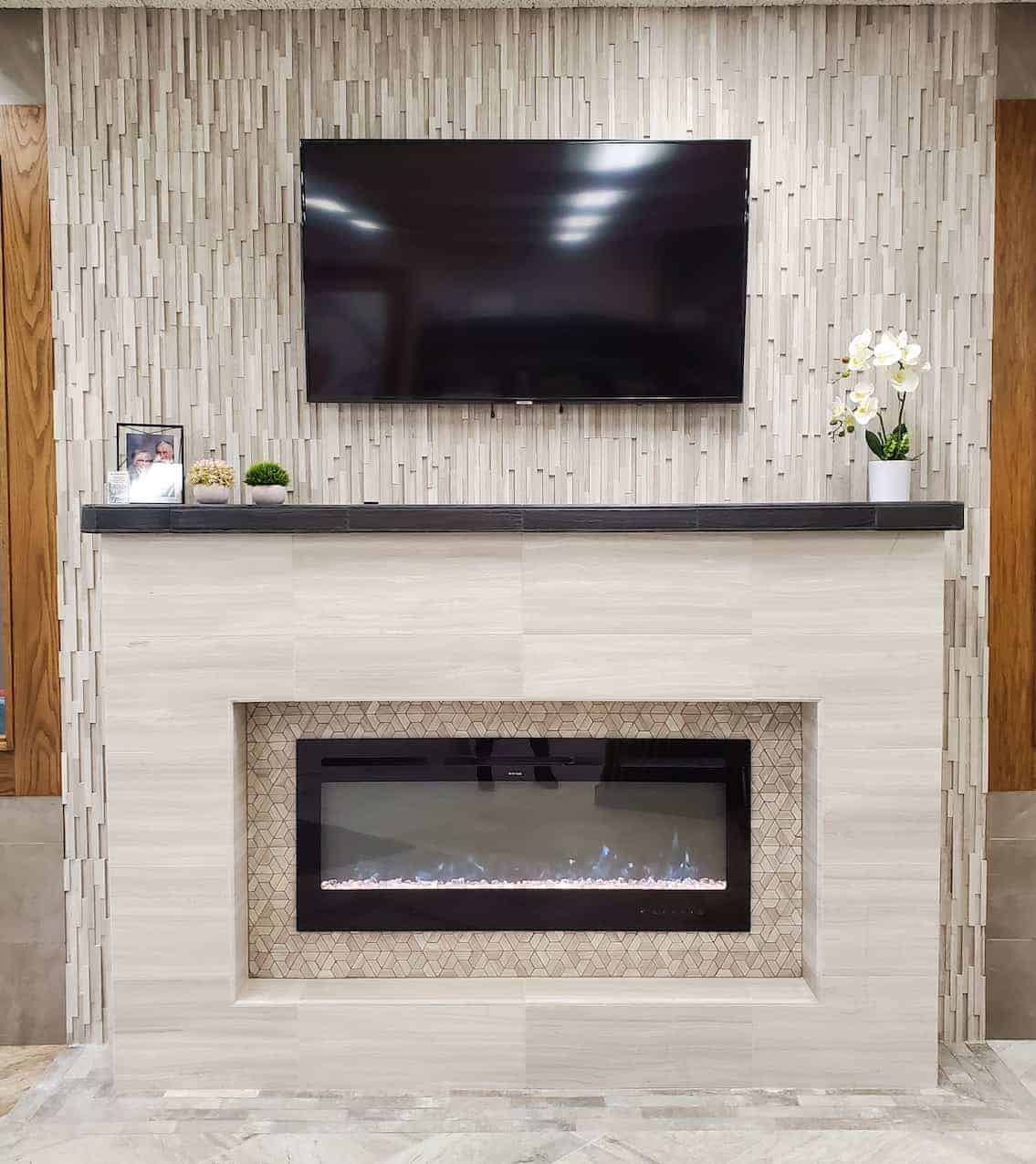 White Birch Thin Panels paired with White Birch Tiles - Realstone Systems