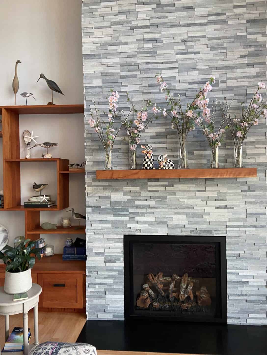Top 10 fireplaces with built-ins - Realstone Systems
